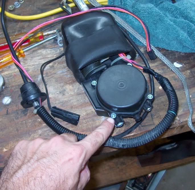 C5 power antenna motor remove and replace - Page 2 - CorvetteForum ...