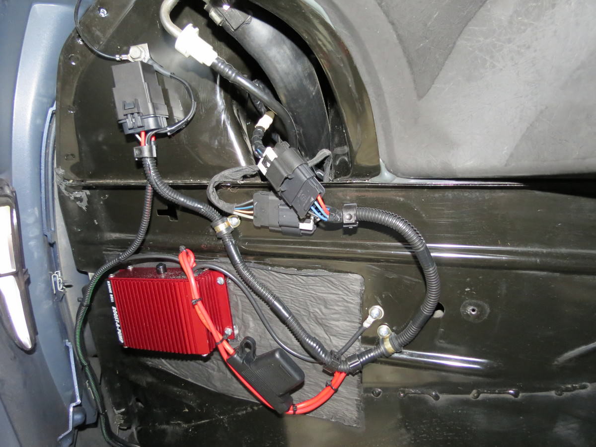 Fuel Pump Access Panel > - CorvetteForum - Chevrolet Corvette Forum ...