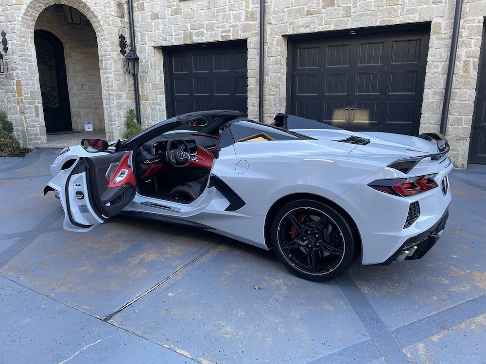 The Best Ways to Get In & Out of a C8 Corvette for Older Owners ...